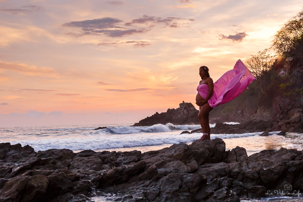 Why Professional Maternity Photos Matter - La Vida in Life